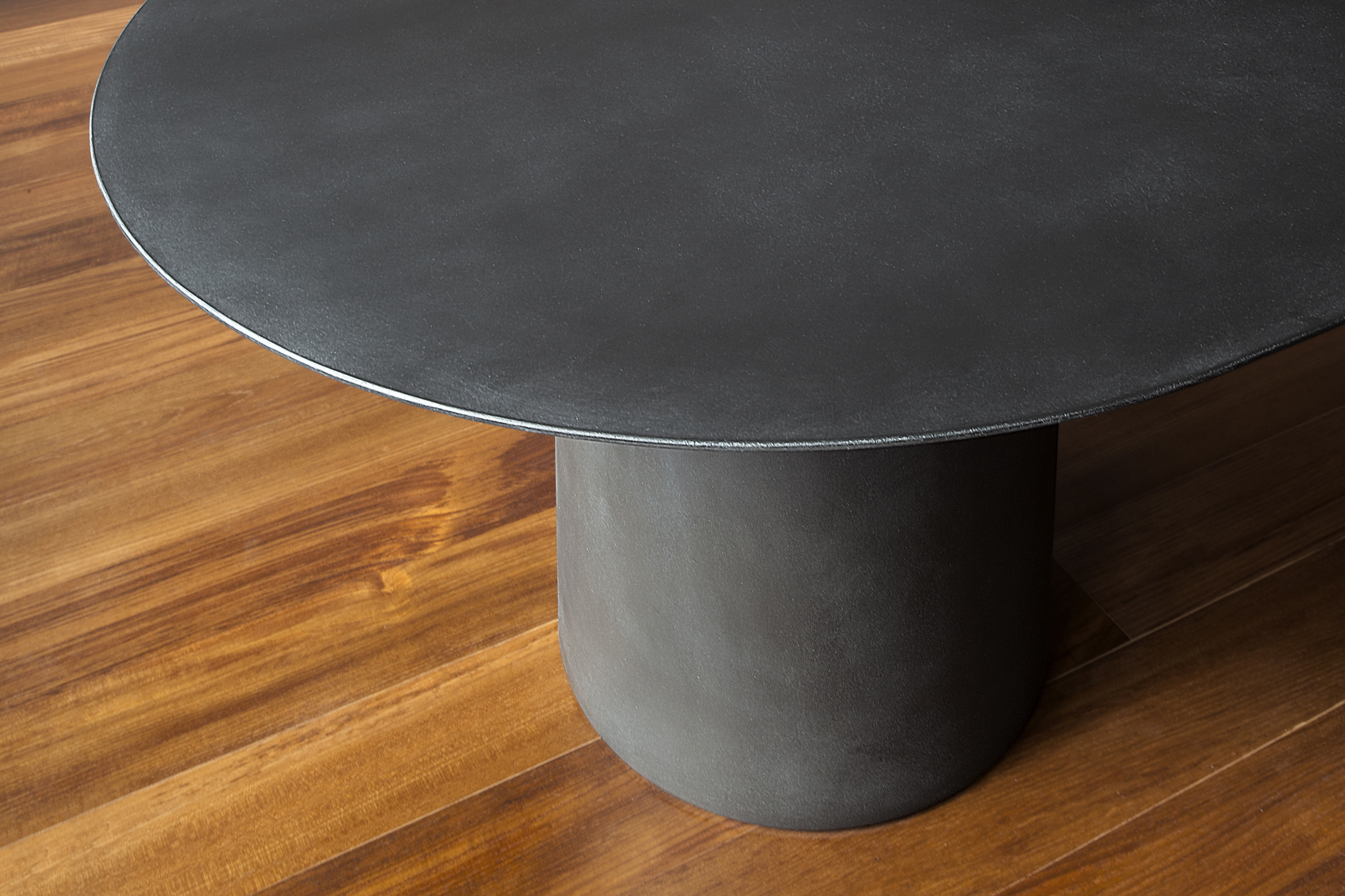 Guglielmo Poletti / MM6 Aluminium Table